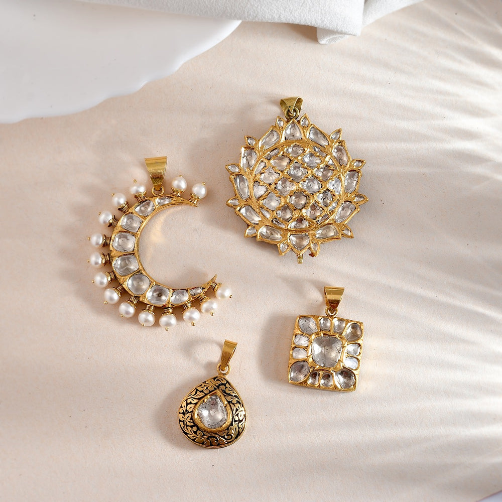 14k Celestial Pendant|Certified Diamond Jewellery|14k Emerald Pendants