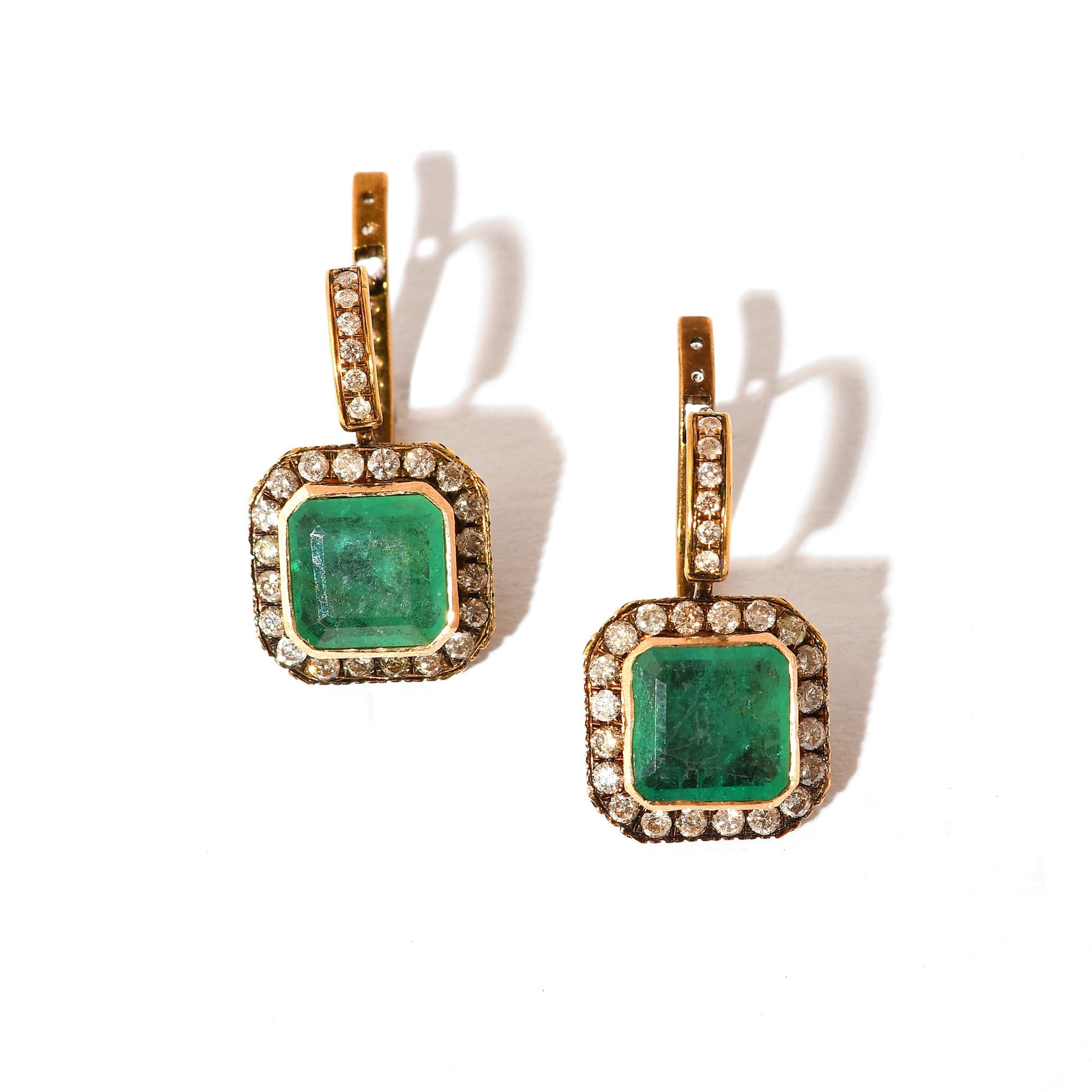 Sutra: Explore the Authentic 22KT Gold Jadau & Polki Jewellery Online
