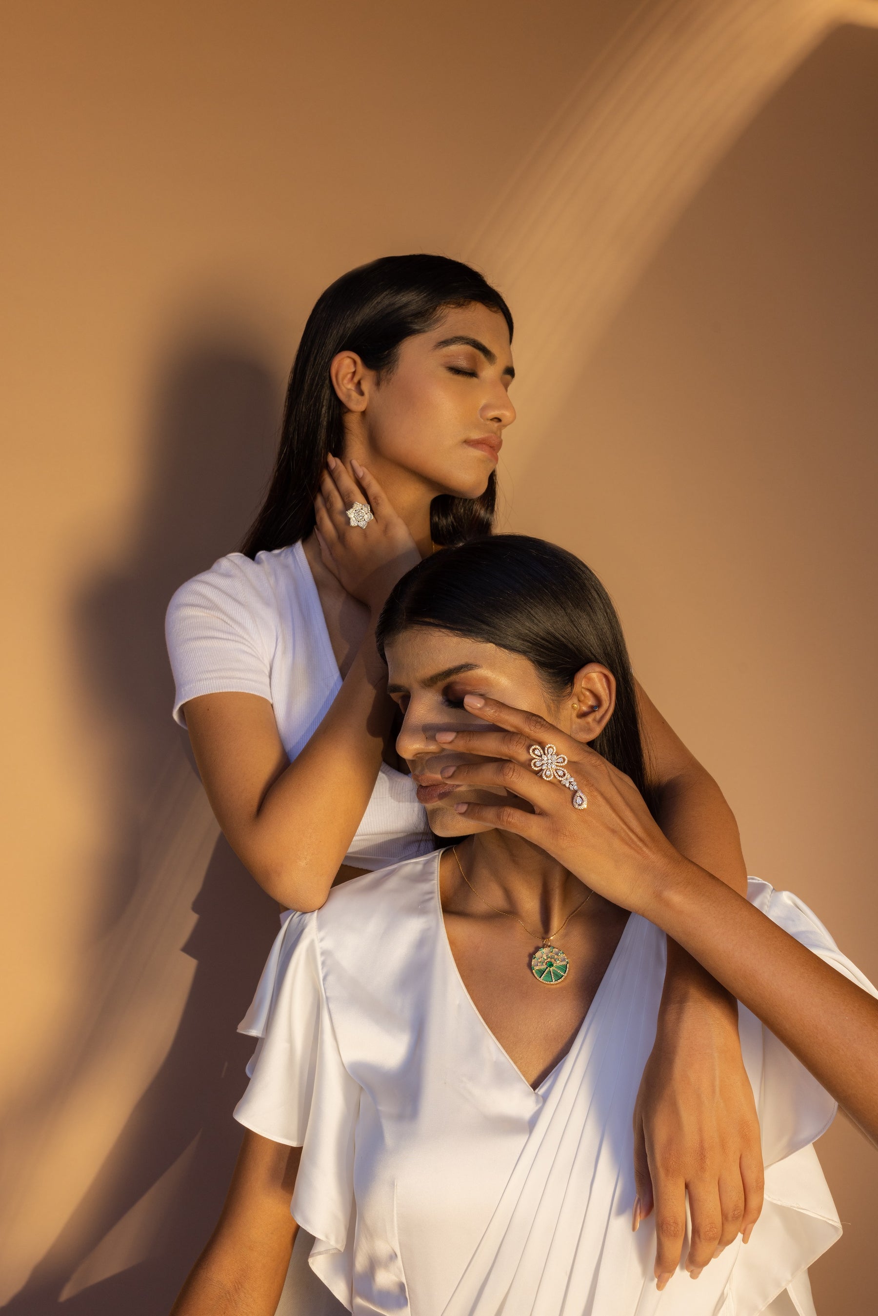 Sutra: Explore the Authentic 22KT Gold Jadau & Polki Jewellery Online